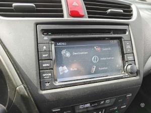 Balts Honda Civic 2014 Viļņa, ar dzinēja tilpumu 1.60 L un nobraukumu 480 tūkst. km par 2900 €, foto 14 vietnē AUTOMOTO.COM.LV