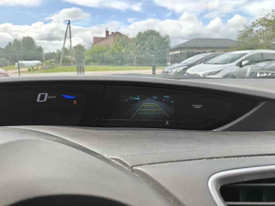 Balts Honda Civic 2014 Viļņa, ar dzinēja tilpumu 1.60 L un nobraukumu 480 tūkst. km par 2900 €, foto 15 vietnē AUTOMOTO.COM.LV