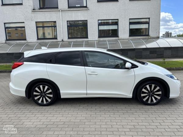Balts Honda Civic 2016 Viļņa, ar dzinēja tilpumu 1.80 L un nobraukumu 87 tūkst. km par 9250 €, foto 4 vietnē AUTOMOTO.COM.LV