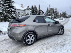 Yellow Honda Civic 2010 in Vilnius, with an engine capacity of 1.80 L and mileage of 200 thousand km for 2850 €, photo 11 on AUTOMOTO.COM.LV