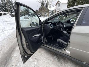 Yellow Honda Civic 2010 in Vilnius, with an engine capacity of 1.80 L and mileage of 200 thousand km for 2850 €, photo 17 on AUTOMOTO.COM.LV