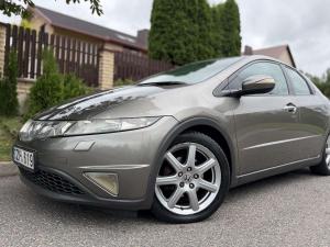Dzeltens Honda Civic 2010 Viļņa, ar dzinēja tilpumu 1.80 L un nobraukumu 225 tūkst. km par 2950 €, foto 6 vietnē AUTOMOTO.COM.LV