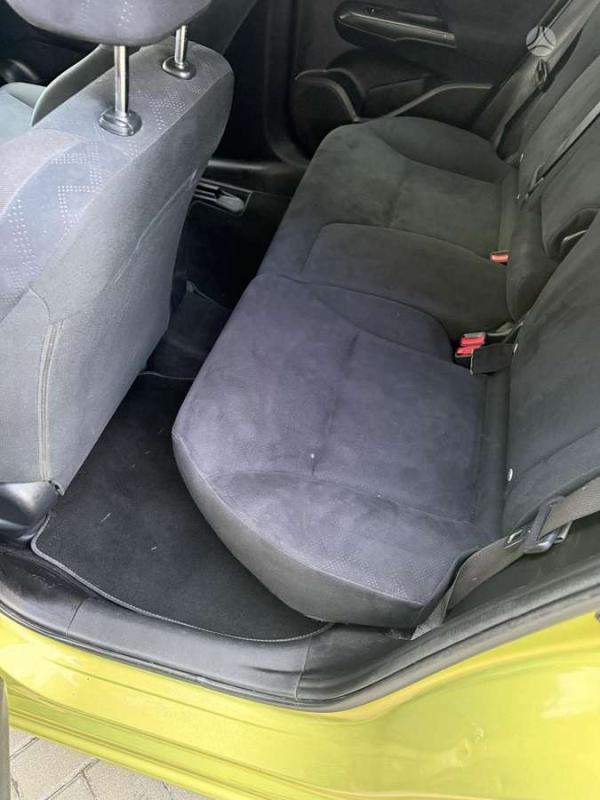Dzeltens Honda Civic 2013 Kauņa, ar dzinēja tilpumu 1.80 L un nobraukumu 122 tūkst. km par 7200 €, foto 8 vietnē AUTOMOTO.COM.LV