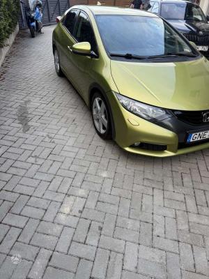 Dzeltens Honda Civic 2013 Kauņa, ar dzinēja tilpumu 1.80 L un nobraukumu 122 tūkst. km par 7200 €, foto 14 vietnē AUTOMOTO.COM.LV