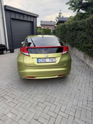 Dzeltens Honda Civic 2013 Kauņa, ar dzinēja tilpumu 1.80 L un nobraukumu 122 tūkst. km par 7200 €, foto 17 vietnē AUTOMOTO.COM.LV