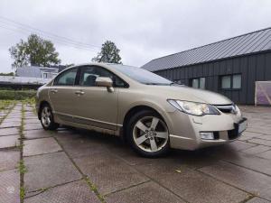 Yellow Honda Civic 2008 in Kaunas, with an engine capacity of 1.80 L and mileage of 350 thousand km for 800 €, photo  on AUTOMOTO.COM.LV