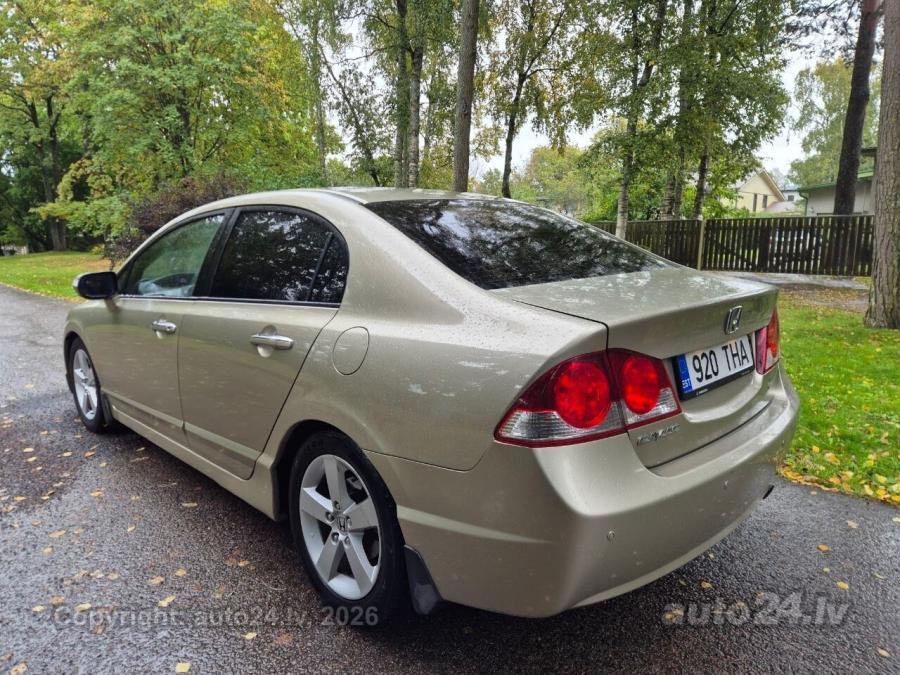 Dzeltens Honda Civic 2008 Tallina, ar dzinēja tilpumu 1.80 L un nobraukumu 180 tūkst. km par 2990 €, foto 7 vietnē AUTOMOTO.COM.LV