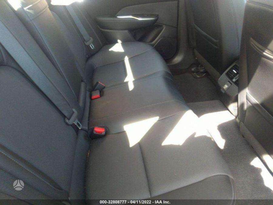 Grey Honda Clarity 2018 in Telschi, with an engine capacity of 1.50 L and mileage of 82 thousand km for 17000 €, photo 12 on AUTOMOTO.COM.LV