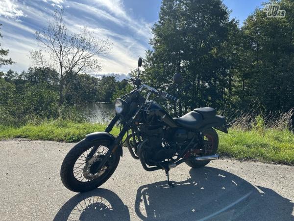 Black Honda CMX 1986 in Vilnius, with an engine capacity of 0.45 L and mileage of 54 thousand km for 1200 €, photo 1 on AUTOMOTO.COM.LV