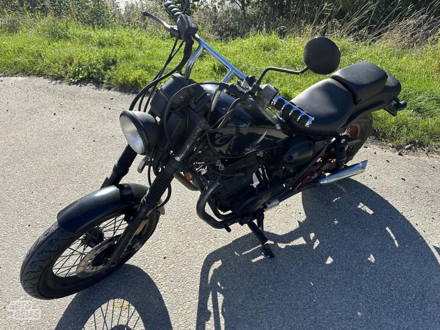 Black Honda CMX 1986 in Vilnius, with an engine capacity of 0.45 L and mileage of 54 thousand km for 1200 €, photo 11 on AUTOMOTO.COM.LV