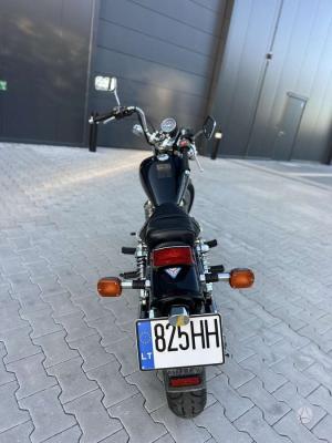 Black Honda CMX 1998 in Vilnius, with an engine capacity of 0.25 L and mileage of 19 thousand km for 2100 €, photo 8 on AUTOMOTO.COM.LV