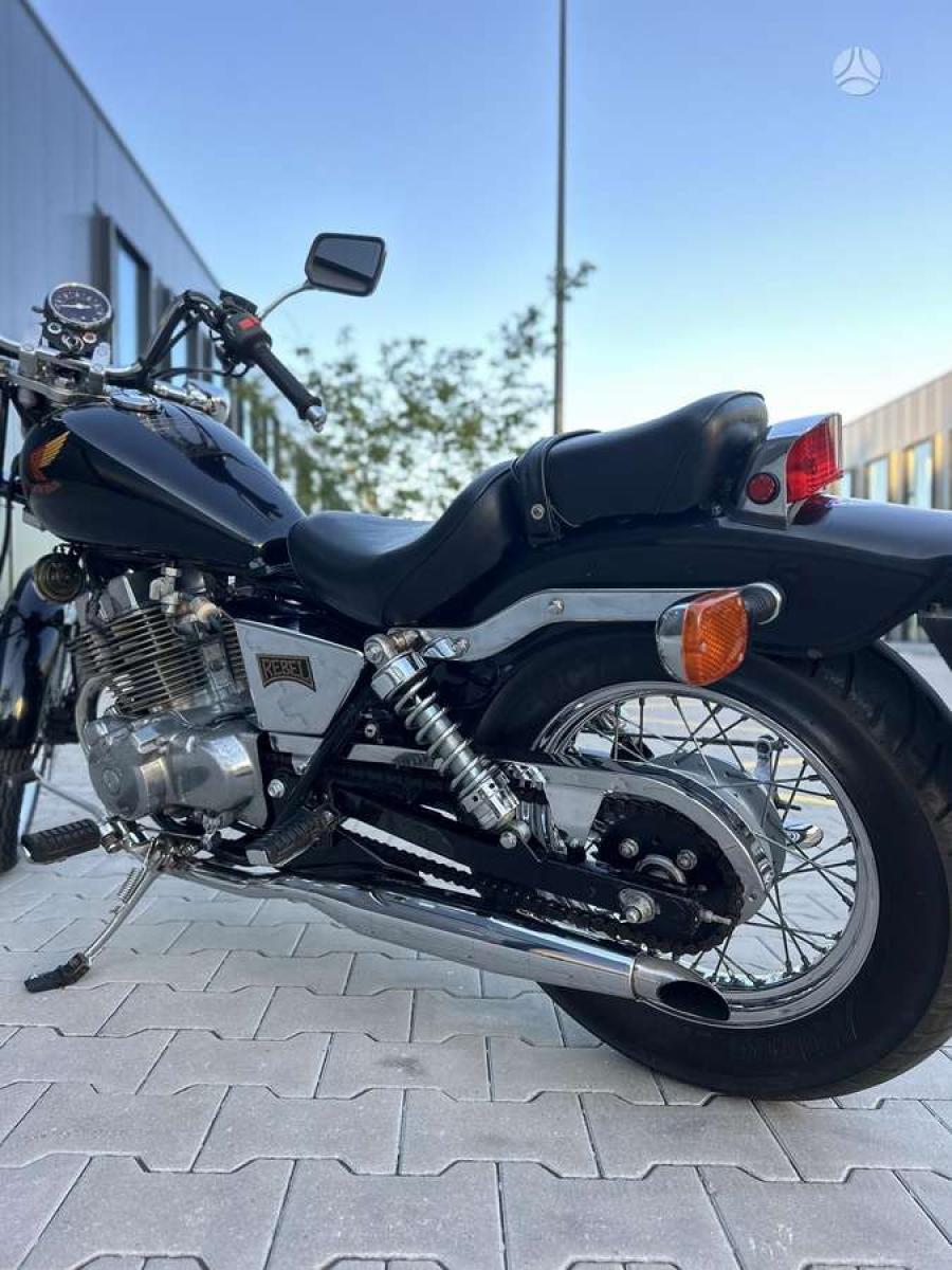Black Honda CMX 1998 in Vilnius, with an engine capacity of 0.25 L and mileage of 19 thousand km for 2100 €, photo 9 on AUTOMOTO.COM.LV
