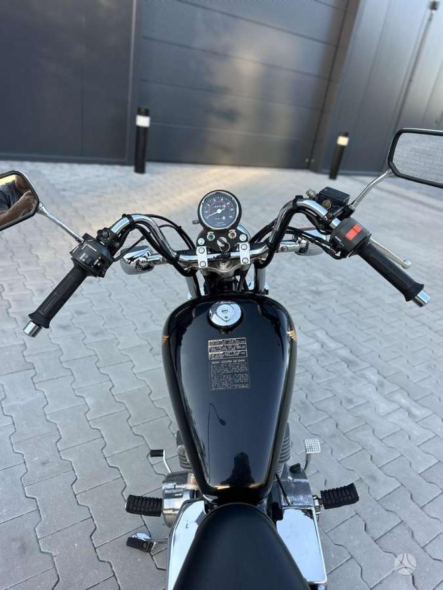 Black Honda CMX 1998 in Vilnius, with an engine capacity of 0.25 L and mileage of 19 thousand km for 2100 €, photo 10 on AUTOMOTO.COM.LV