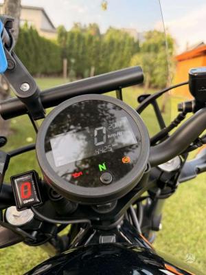Black Honda CMX 2018 in Vilnius, with an engine capacity of 0.50 L and mileage of 4 thousand km for 4999 €, photo 6 on AUTOMOTO.COM.LV
