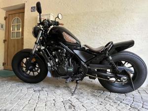 Black Honda CMX 2018 in Vilnius, with an engine capacity of 0.50 L and mileage of 23 thousand km for 4099 €, photo  on AUTOMOTO.COM.LV