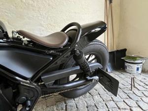 Black Honda CMX 2018 in Vilnius, with an engine capacity of 0.50 L and mileage of 23 thousand km for 4099 €, photo 4 on AUTOMOTO.COM.LV