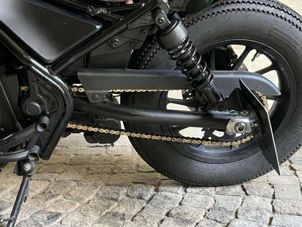 Black Honda CMX 2018 in Vilnius, with an engine capacity of 0.50 L and mileage of 23 thousand km for 4099 €, photo 6 on AUTOMOTO.COM.LV