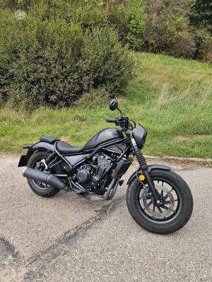 Black Honda CMX 2020 in Vilnius, with an engine capacity of 0.50 L and mileage of 19 thousand km for 4850 €, photo 3 on AUTOMOTO.COM.LV