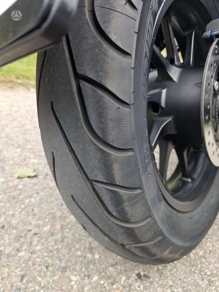 Black Honda CMX 2020 in Vilnius, with an engine capacity of 0.50 L and mileage of 19 thousand km for 4850 €, photo 13 on AUTOMOTO.COM.LV