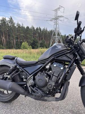 Black Honda CMX 2021 in Jonava, with an engine capacity of 0.50 L and mileage of 14 thousand km for 5699 €, photo 8 on AUTOMOTO.COM.LV