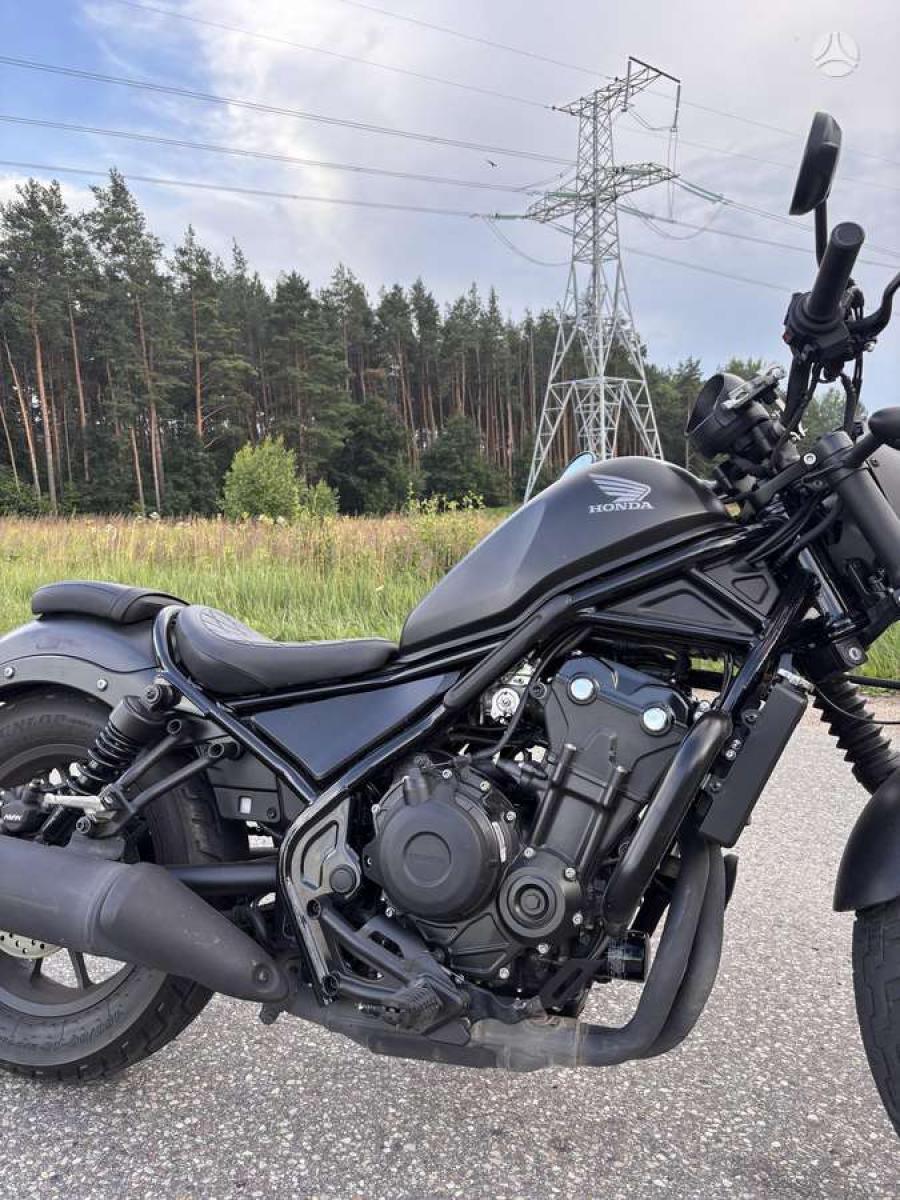 Black Honda CMX 2021 in Jonava, with an engine capacity of 0.50 L and mileage of 14 thousand km for 5699 €, photo 8 on AUTOMOTO.COM.LV