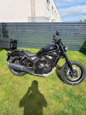 Black Honda CMX 2023 in Kaunas, with an engine capacity of 1.10 L and mileage of 23 thousand km for 5800 €, photo 7 on AUTOMOTO.COM.LV
