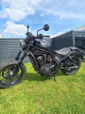 Black Honda CMX 2023 in Kaunas, with an engine capacity of 1.10 L and mileage of 23 thousand km for 5800 €, photo 13 on AUTOMOTO.COM.LV