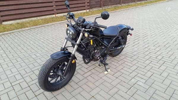 Melns Honda CMX 2024 Klaipėda, ar dzinēja tilpumu 0.25 L un nobraukumu 16 tūkst. km par 2999 €, foto 2 vietnē AUTOMOTO.COM.LV