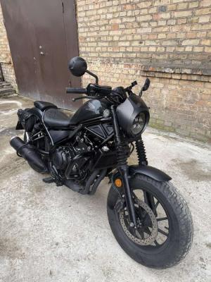 Melns Honda CMX 2024 Viļņa, ar dzinēja tilpumu 0.47 L un nobraukumu 3 tūkst. km par 6000 €, foto  vietnē AUTOMOTO.COM.LV