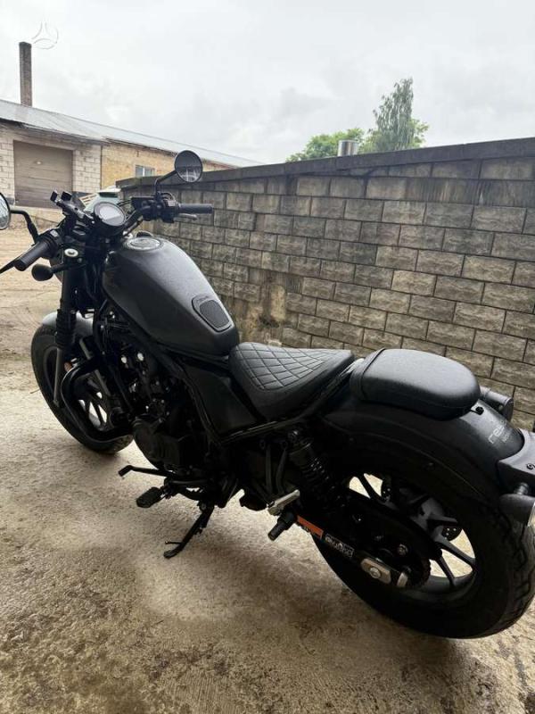Black Honda CMX 2024 in Vilnius, with an engine capacity of 0.47 L and mileage of 3 thousand km for 6000 €, photo 3 on AUTOMOTO.COM.LV