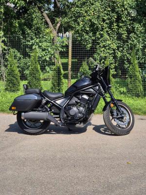 Black Honda CMX 2024 in Kaunas, with an engine capacity of 1.10 L and mileage of 14 thousand km for 8250 €, photo 3 on AUTOMOTO.COM.LV