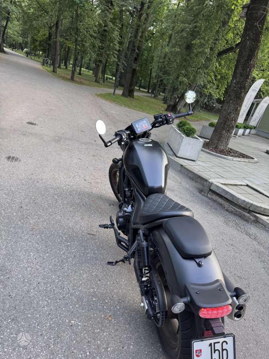 Melns Honda CMX 2025 Kauņa, ar dzinēja tilpumu 1.10 L un nobraukumu 3 tūkst. km par 9500 €, foto 1 vietnē AUTOMOTO.COM.LV