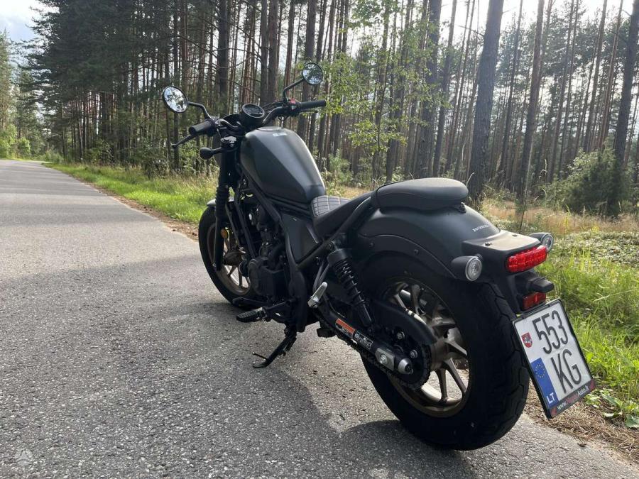 Black Honda CMX 2025 in Nemencine, with an engine capacity of 0.47 L and mileage of 6 thousand km for 6250 €, photo 4 on AUTOMOTO.COM.LV