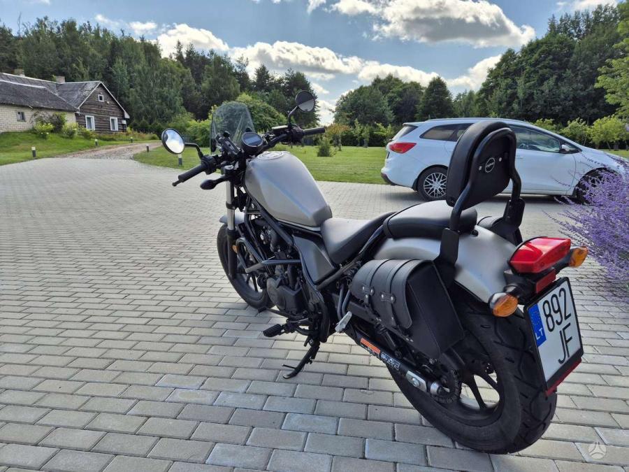 Grey Honda CMX 2018 in Alytus, with an engine capacity of 0.50 L and mileage of 25 thousand km for 4999 €, photo 4 on AUTOMOTO.COM.LV