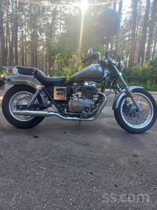Honda CMX 1987 Rīga, ar dzinēja tilpumu 0.45 L un nobraukumu 0 tūkst. km par 1450 €, foto 1 vietnē AUTOMOTO.COM.LV