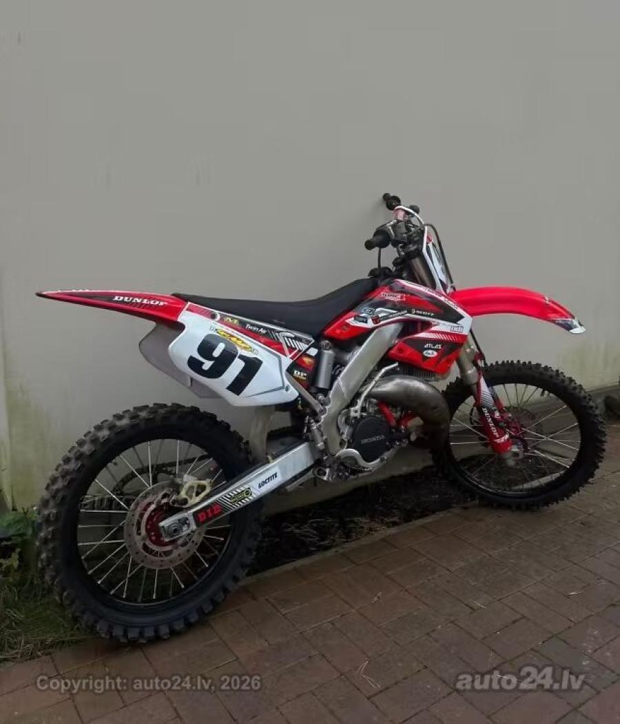 Honda CR 125 2000 in Tallinn, with an engine capacity of 0.13 L and mileage of 0 thousand km for 2600 €, photo 3 on AUTOMOTO.COM.LV