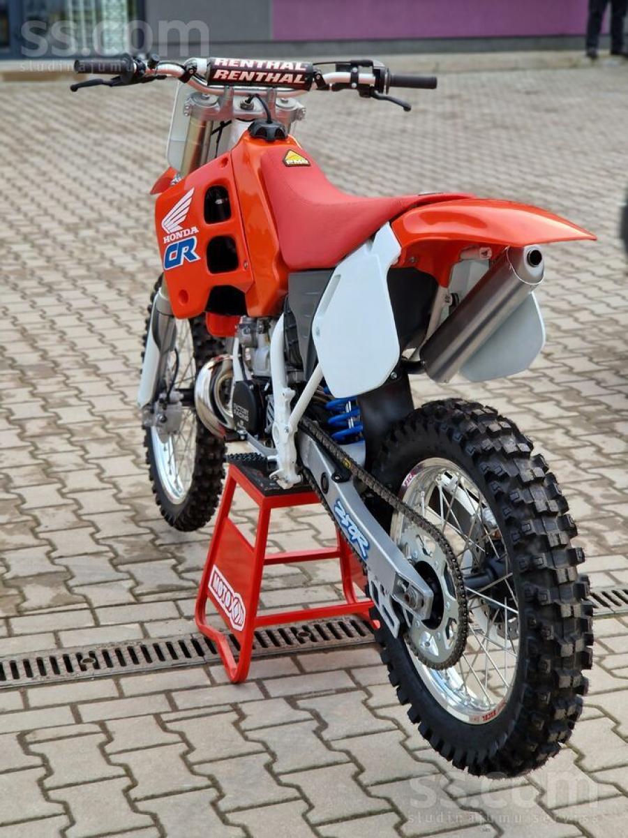 Хонда CR 1990 в Рига, объемом двигателя 0.25 л и пробегом 0 тыс. км за 4290 €, фото 8 на AUTOMOTO.COM.LV