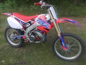 Honda CR 1998 in Vilnius, with an engine capacity of 0.25 L and mileage of 0 thousand km for 2050 €, photo  on AUTOMOTO.COM.LV