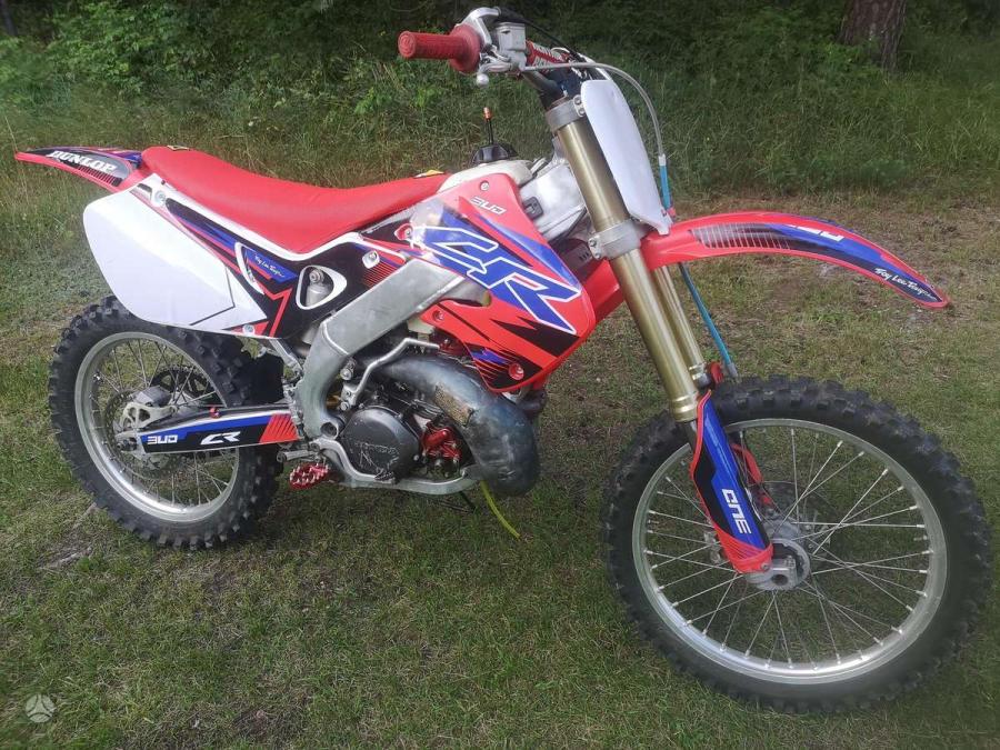Honda CR 1998 Viļņa, ar dzinēja tilpumu 0.25 L un nobraukumu 0 tūkst. km par 2050 €, foto 1 vietnē AUTOMOTO.COM.LV
