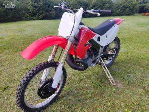 Honda CR 2000 in Kelme, with an engine capacity of 0.25 L and mileage of 0 thousand km for 2450 €, photo 1 on AUTOMOTO.COM.LV
