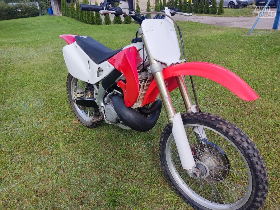 Honda CR 2000 in Kelme, with an engine capacity of 0.25 L and mileage of 0 thousand km for 2450 €, photo 3 on AUTOMOTO.COM.LV