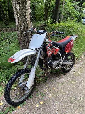 Red Honda CR 2002 in Vilnius, with an engine capacity of 85.00 L and mileage of 0 thousand km for 600 €, photo 14 on AUTOMOTO.COM.LV
