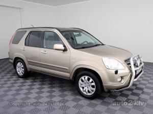 Beige Honda CR-V 2006 in Tallinn, with an engine capacity of 2.00 L and mileage of 398 thousand km for 1499 €, photo  on AUTOMOTO.COM.LV