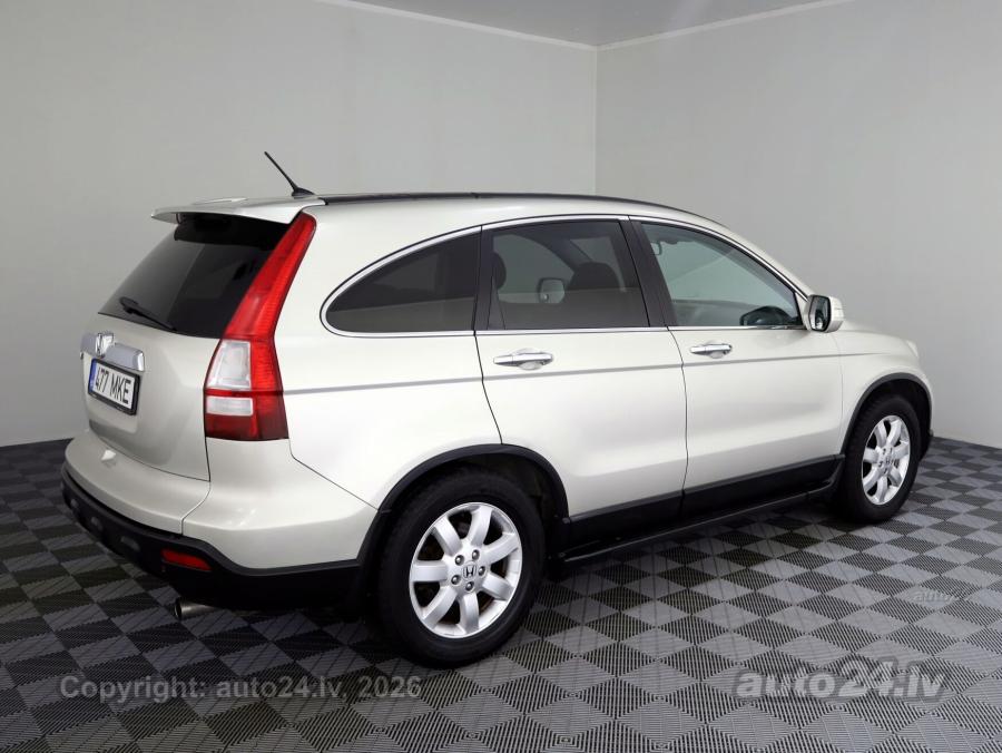 Smilšu krāsa Honda CR-V 2007 Tallina, ar dzinēja tilpumu 2.00 L un nobraukumu 267 tūkst. km par 2999 €, foto 4 vietnē AUTOMOTO.COM.LV