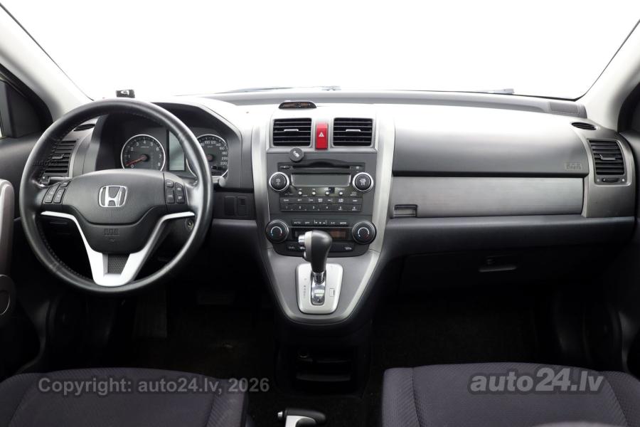 Smilšu krāsa Honda CR-V 2007 Tallina, ar dzinēja tilpumu 2.00 L un nobraukumu 267 tūkst. km par 2999 €, foto 6 vietnē AUTOMOTO.COM.LV
