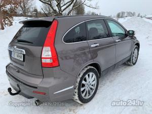 Beige Honda CR-V 2012 in Rakvere, with an engine capacity of 2.00 L and mileage of 174 thousand km for 8900 €, photo 4 on AUTOMOTO.COM.LV