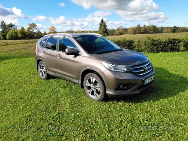 Beige Honda CR-V 2012 in Rapla, with an engine capacity of 2.00 L and mileage of 309 thousand km for 8000 €, photo 1 on AUTOMOTO.COM.LV