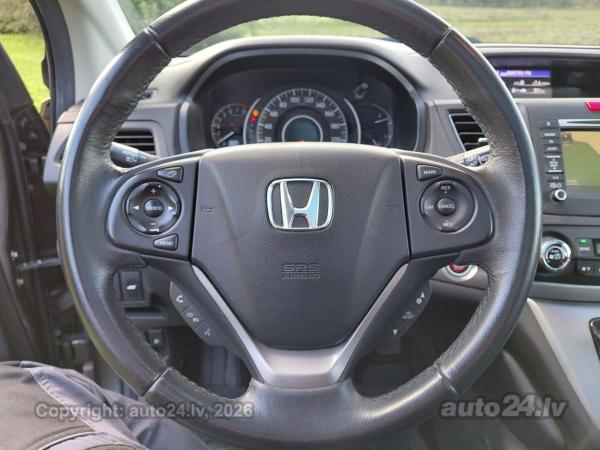 Beige Honda CR-V 2012 in Rapla, with an engine capacity of 2.00 L and mileage of 309 thousand km for 8000 €, photo 9 on AUTOMOTO.COM.LV