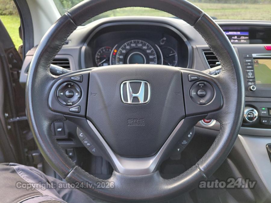 Beige Honda CR-V 2012 in Rapla, with an engine capacity of 2.00 L and mileage of 309 thousand km for 8000 €, photo 9 on AUTOMOTO.COM.LV