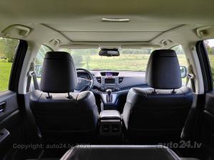 Beige Honda CR-V 2012 in Rapla, with an engine capacity of 2.00 L and mileage of 309 thousand km for 8000 €, photo 15 on AUTOMOTO.COM.LV
